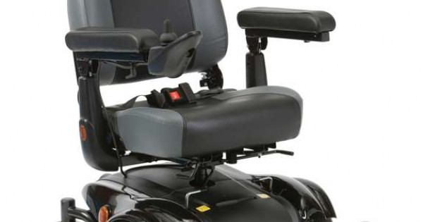 Drive Seren with Captain Seat – Comfortable, Full-Sized Electric Wheelchair