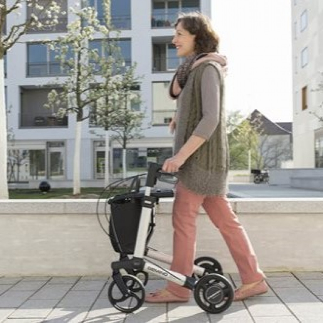 GEMINO 30 SpeedControl Rollator | Enable Living UK