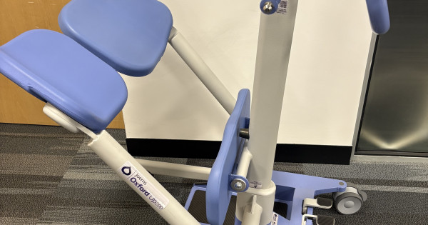 Used Oxford Up Sit to Stand Standaid – Safe and Ergonomic Mobility Aid